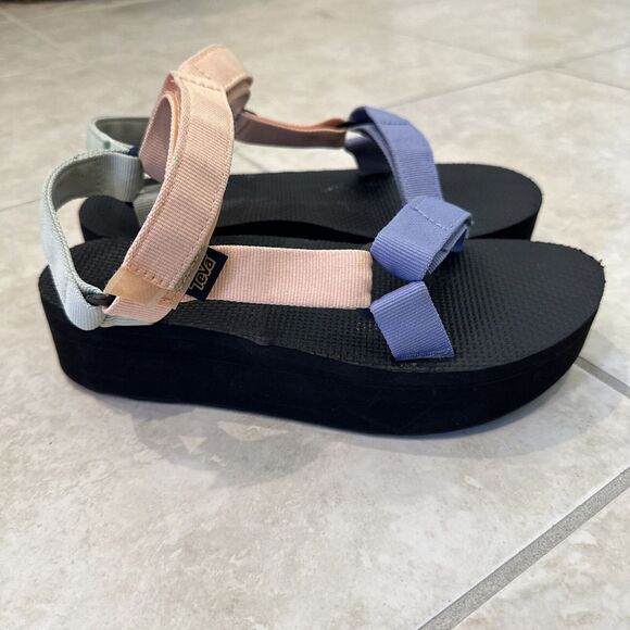Teva | Shoes | Teva Color Block Flatform Universal Platform Sandals Us ...